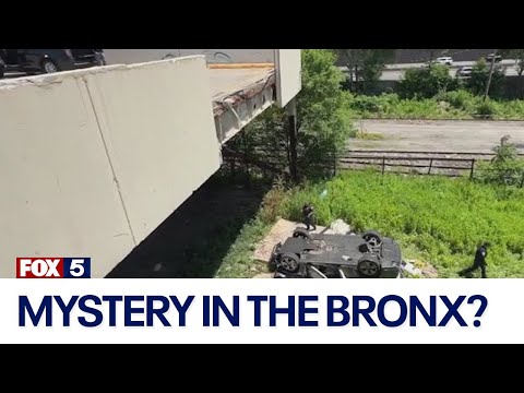 Porsche plunges from NYC parking garage; wads of cash found on wreck