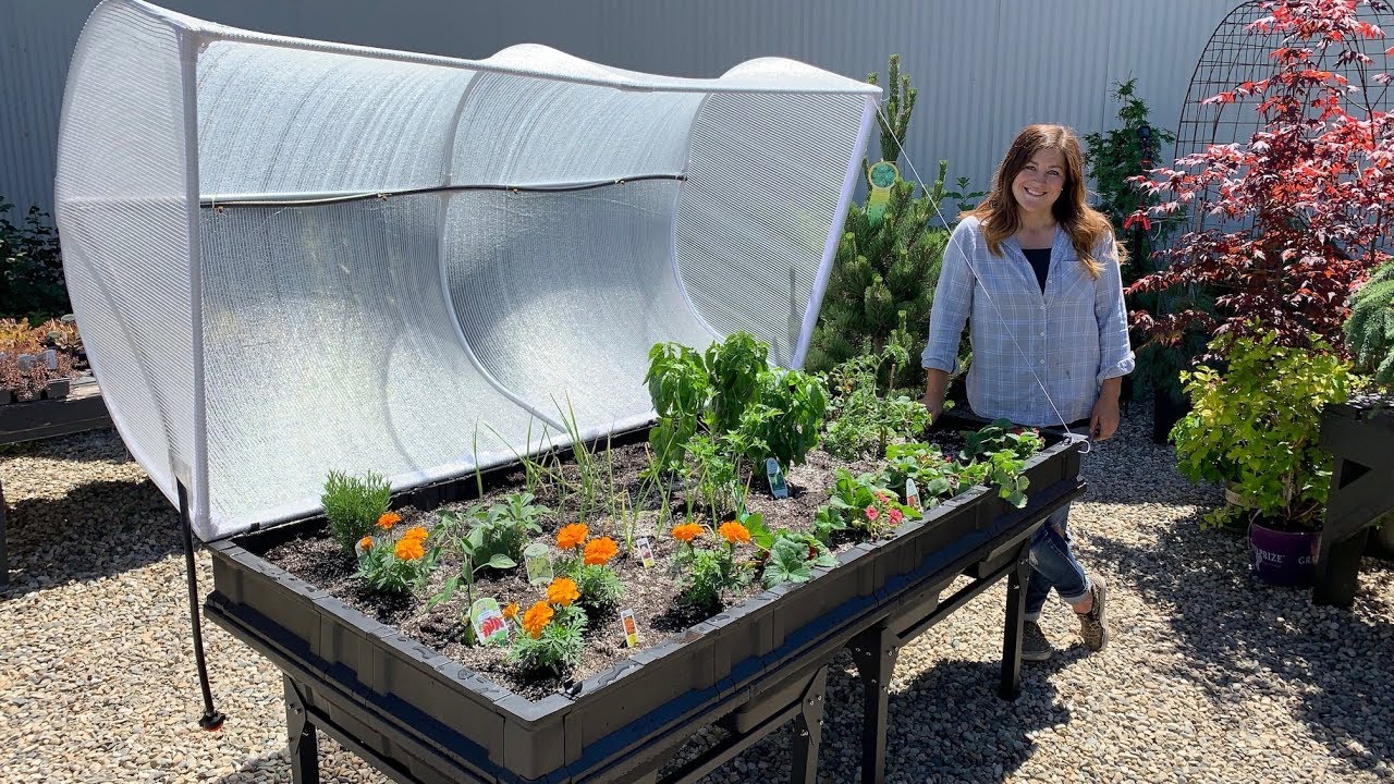 Large Vegepod Raised Garden Bed! This thing is huge! 🌿 // Garden Answer
