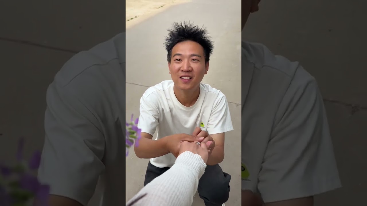 Is there anything wrong with Henan Xiaobu Dong accepting a female disciple? I don’t understand