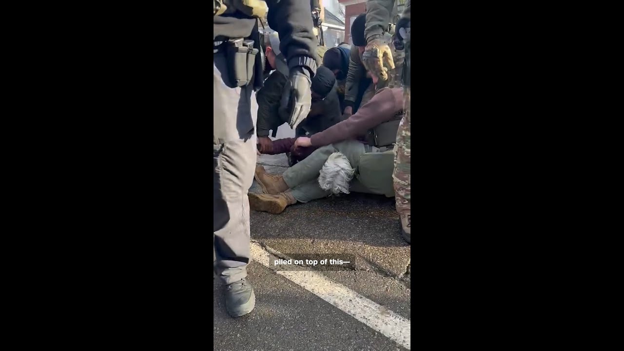 Federal agents clash with protesters in Minneapolis