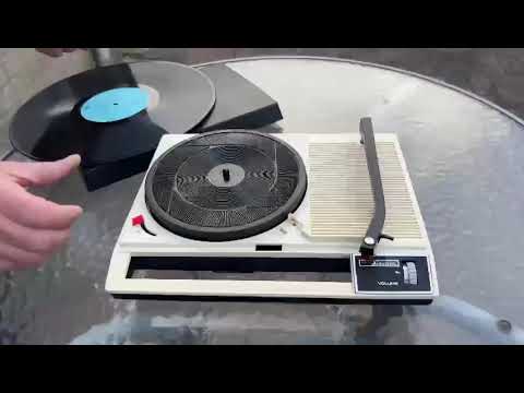 Reviving The Magic: Exploring The Allure of 70’s Record Players - Good ...