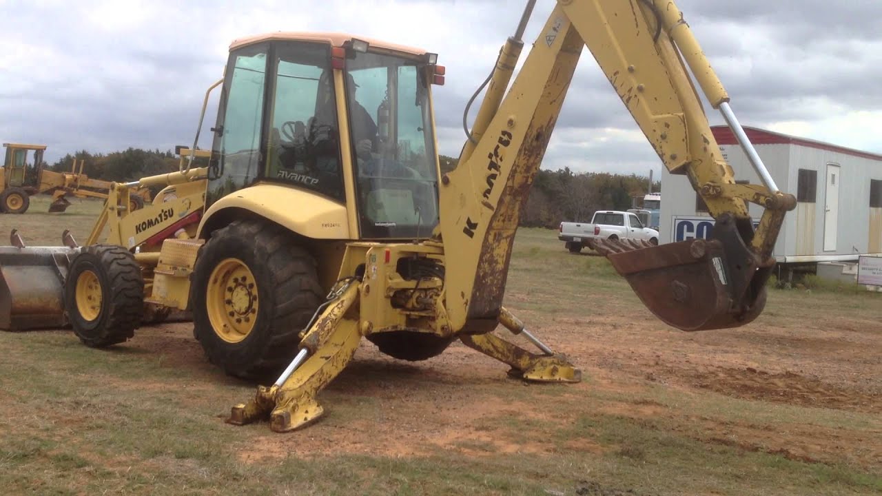 Komatsu WB-140-2 Backhoe 4x4