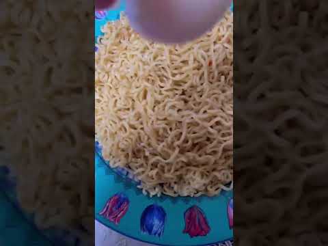 I MISSED EATING INSTANT PANCIT CANTON / #pancitcanton , #cantonnoodles , #shorts