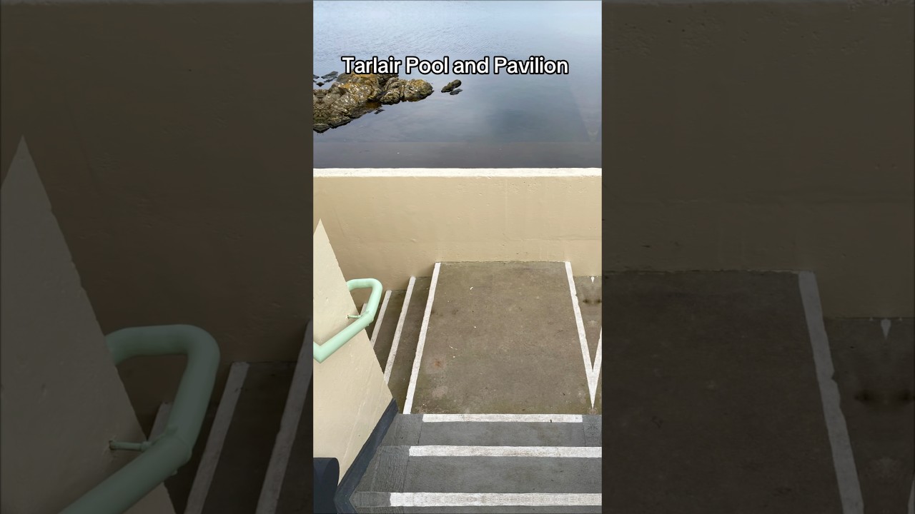 Opened in 1931 and closed in 1995, now in the process of being restored. #ArtDeco #outdoorswimming