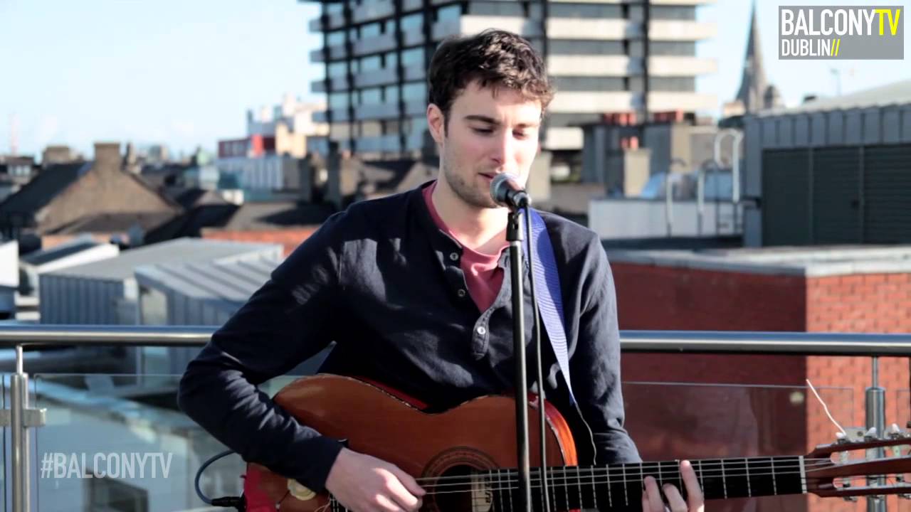 ERIC MCGRATH - AND HERE'S ME THINKING (BalconyTV)