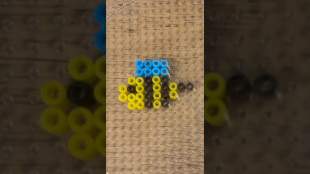 🐝 Little Bumblebee! | Satisfying Bead Crafting | #perlerbeads #bee #insects #artsandcrafts