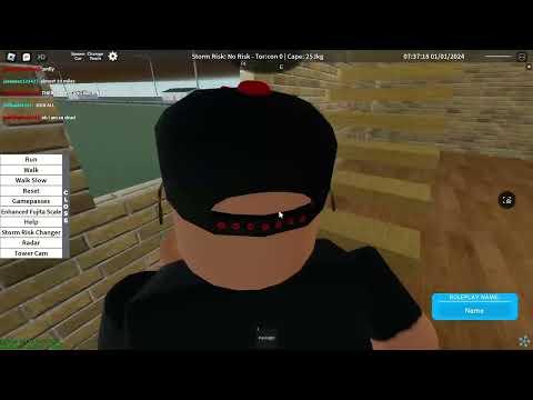 Surviving a giant Tornado inside a house!(Roblox Classic project oklahoma)
