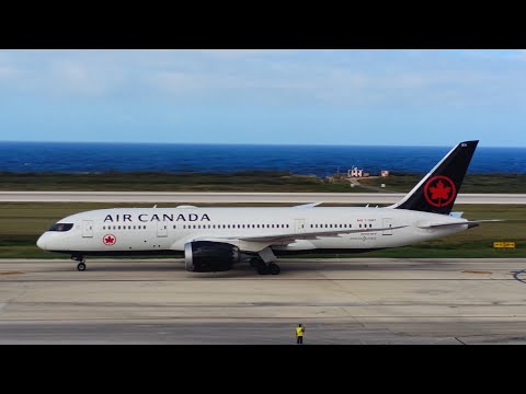 18 Minutes of Planespotting at CuraƧao international airport with aircraft information.
