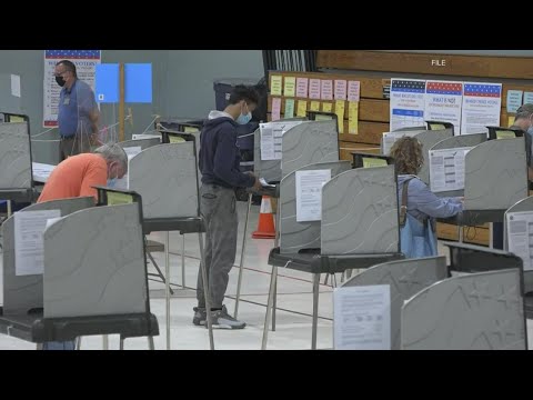 A new bill if passed would allow Maine voters to register online