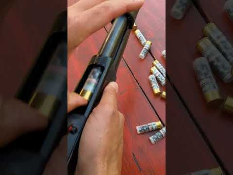 Pump Action Shotgun - Mossberg Maverick 88 🎯