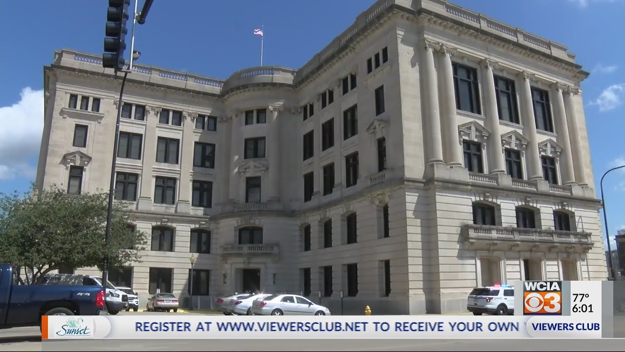 Courthouse shooting, stabbing