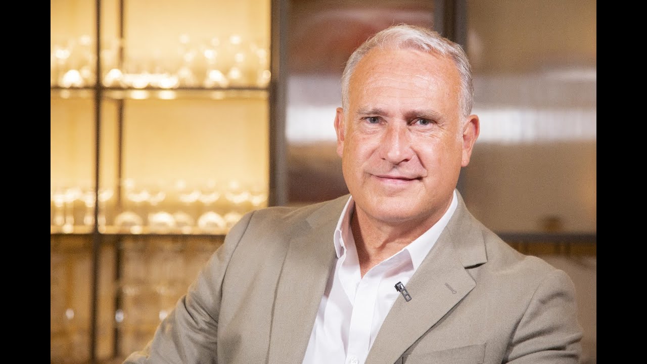 A Conversation With Barry Floyd from Golden Leaves - Euro Weekly News