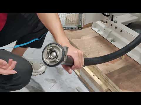 Installing a manifold