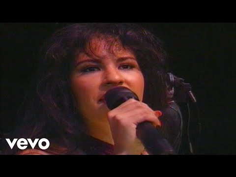 15 Best Selena Songs to Add to Your Playlist