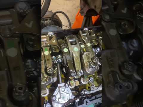Volvo D13 rebuild/ Volvo D13 inframe/ Volvo engine rebuild/ Volvo infame. #diesel #volvo