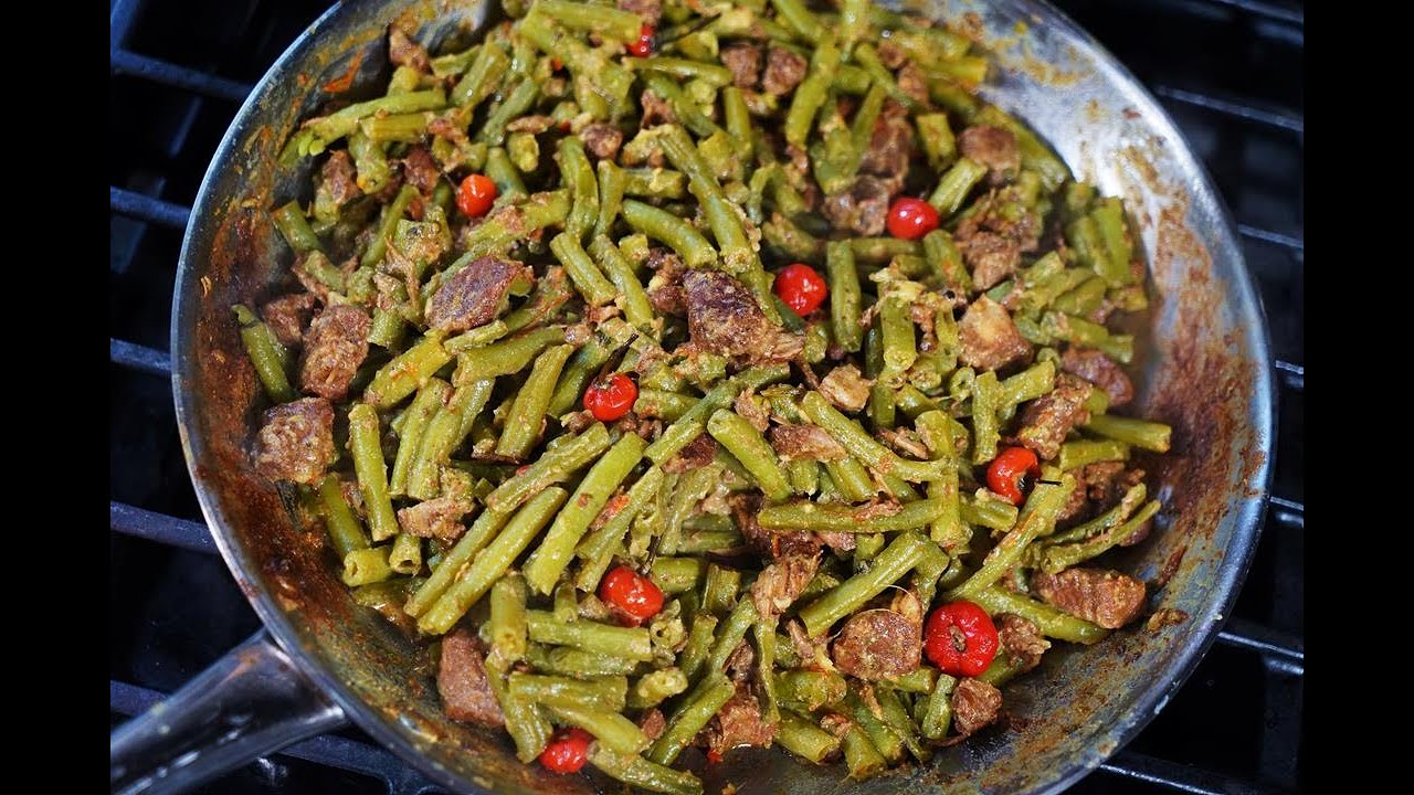 String  Beans With Stewed Pork | CaribbeanPot.com