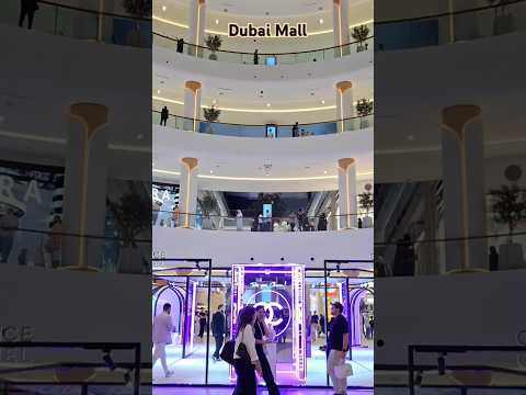 Dubai Mall | The biggest shopping mall #dubai #dubaimall #travel #shorts #mallofarabia #mall #shorts
