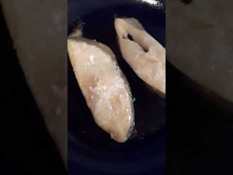 Pan fry Halibut steak#halibutsteak#marinatedginger#shortsvideo
