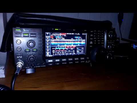 Icom 7600 dual display with Scope and Meter