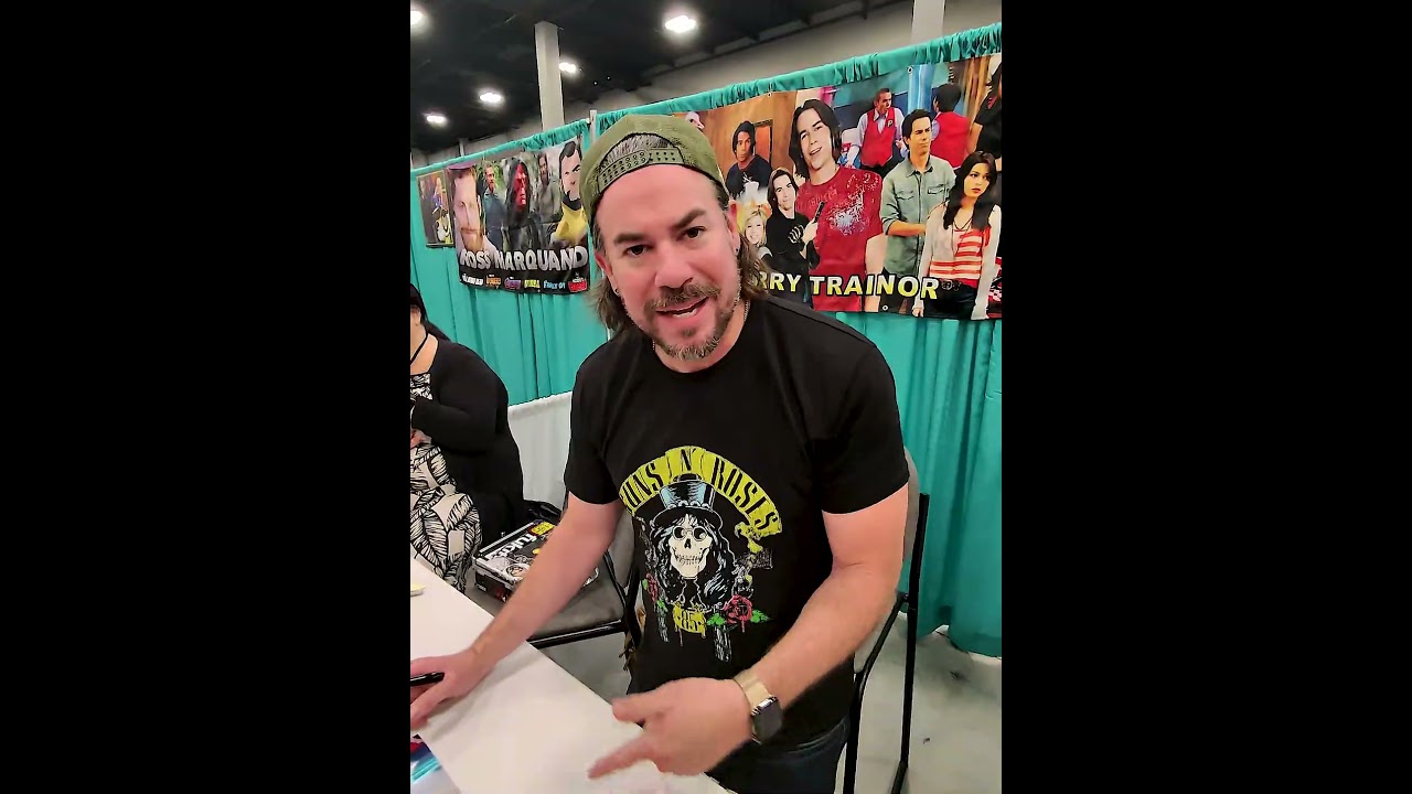 Jerry Trainor encounters John Pork 🐷