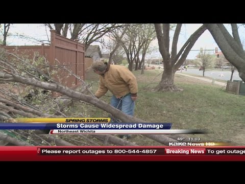 Team Coverage - Severe weather hits south-central Kansas