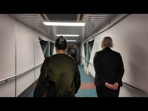 Vancouver Airport Arrival Connection Flight on Air Canada Business Class 2025