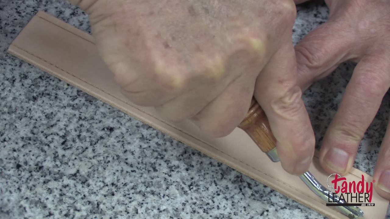 Using the Craftool Overstitcher