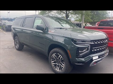 New 2025 Chevrolet Suburban Framingham, MA #SR337207