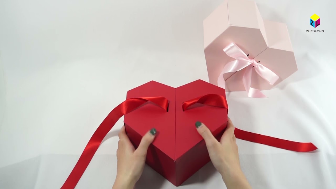 Luxury cardboard pink red bridesmaid mail gift box heart-shaped gift box with ribbon