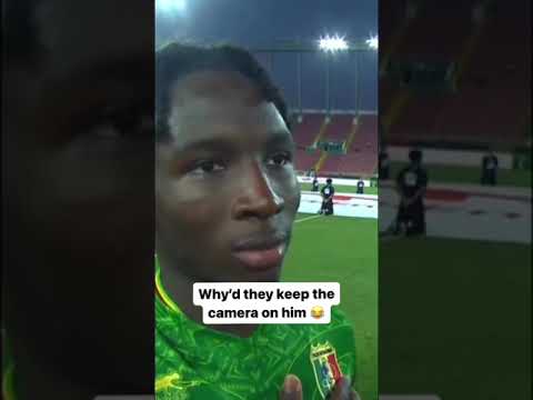 Was trying so hard not to laugh! π€£