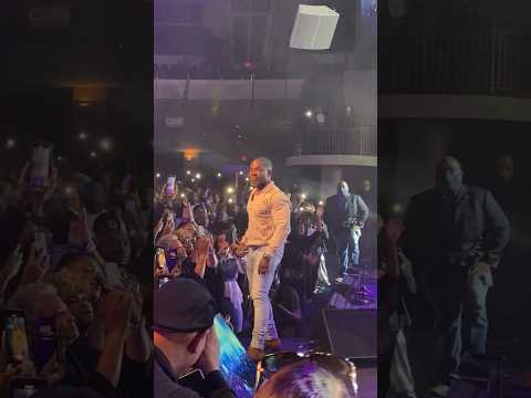 Kirk Franklin “I Smile” in Atlanta #kirkfranklin #gospelmusic #gospelsongs