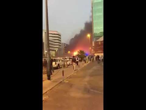 Fire hits Dubai building