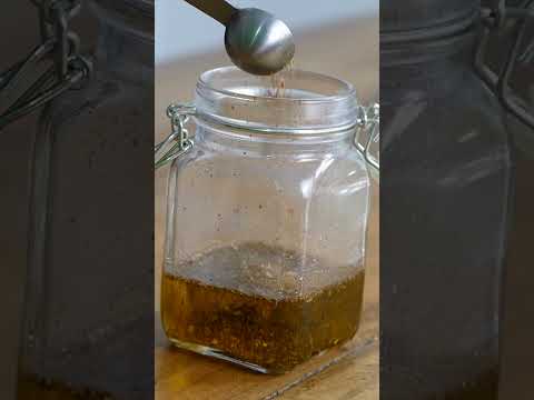 3-Minute Salad Dressing Recipe👇 with Olive Oil and Za'atar #salad #saladdressing #oliveoil