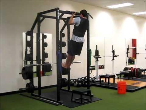 8 Best CrossFit Arms Workouts (From Simple to Challenging)