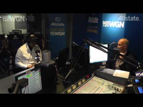 Ernie Banks visits WGN Sports Night
