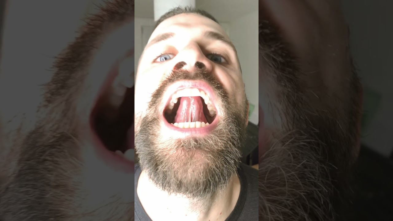 Overtone singing in 8 seconds #shorts