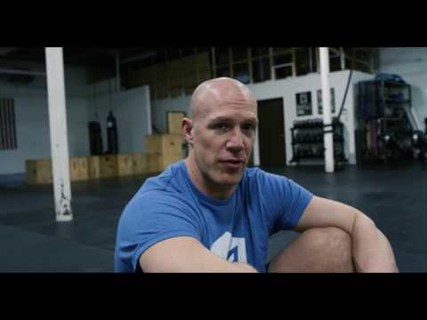 Bobby Maximus 21-Day Summer Shred Workout Plan - Get Maximus Body Abs ...