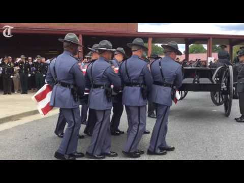 Caisson for slain Eastman Police Officer Tim Smith