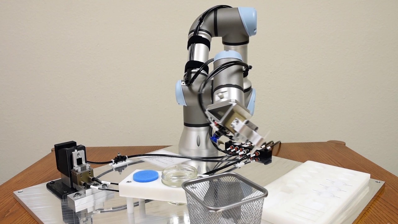 Universal Robots Small Parts Assembly