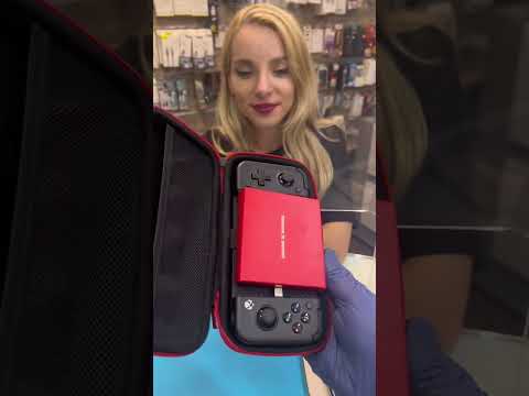 She forgot her phone ???? !!! #gamesir #controller #gertieinar