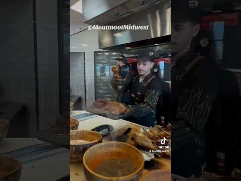 Halal food near Chicago || Turkish restaurant near Chicago || Meatmoot….