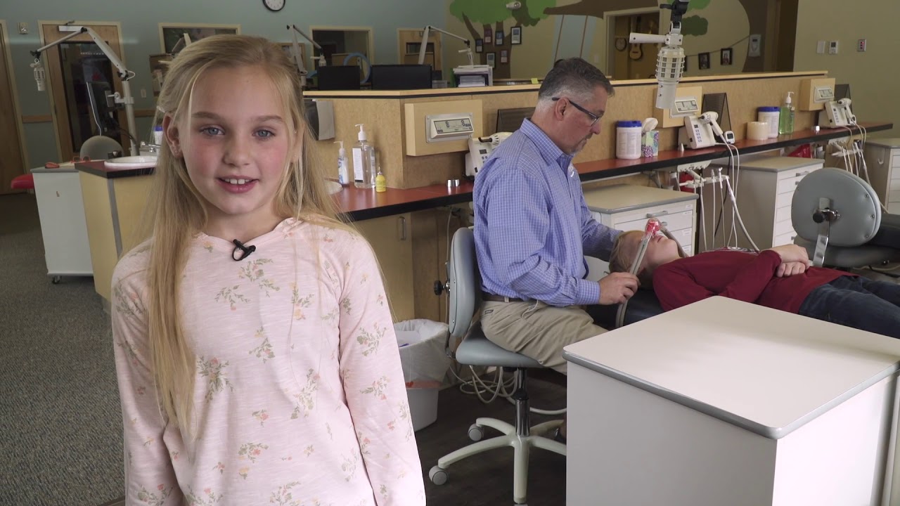 Big Grins Office Tour, Grace