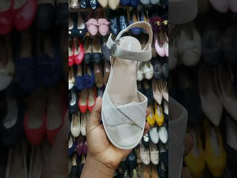#kaylaandjonafootwear in stock second hand ladies shoes WhatsApp +256 701287681/0763384493