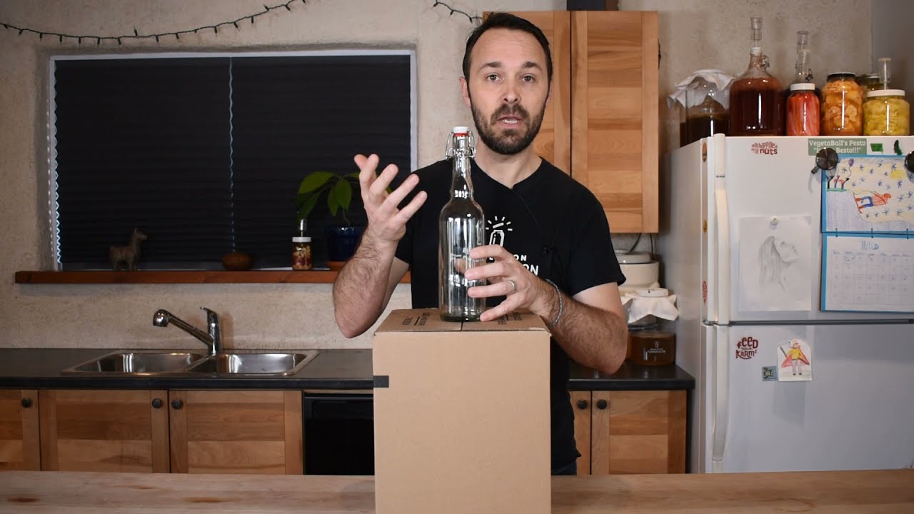 Bouteilles en verre avec bouchons swing top de Révolution Fermentation