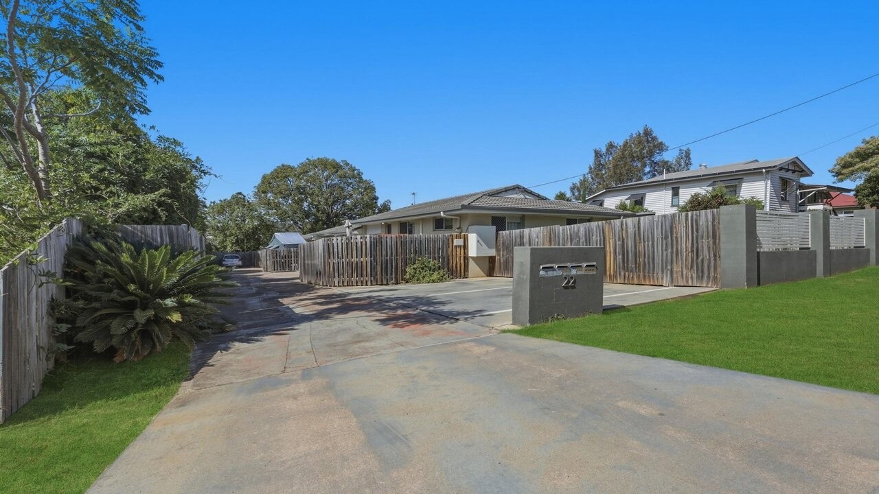 2/22 Whichello Street, NEWTOWN QLD 4350 - Unit For Sale - remaxsuccess ...