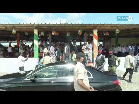 CELEBRATION DE LA FETE DES MERES A AGOU AVEC MADAME NADIANY GBAGBO