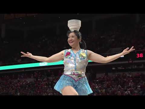 2021-22 Men's Basketball Halftime Performance - Red Panda