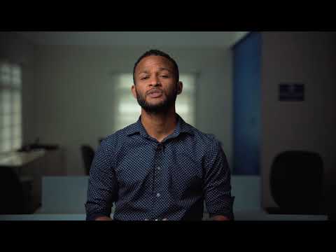 what does a fleet manager do?