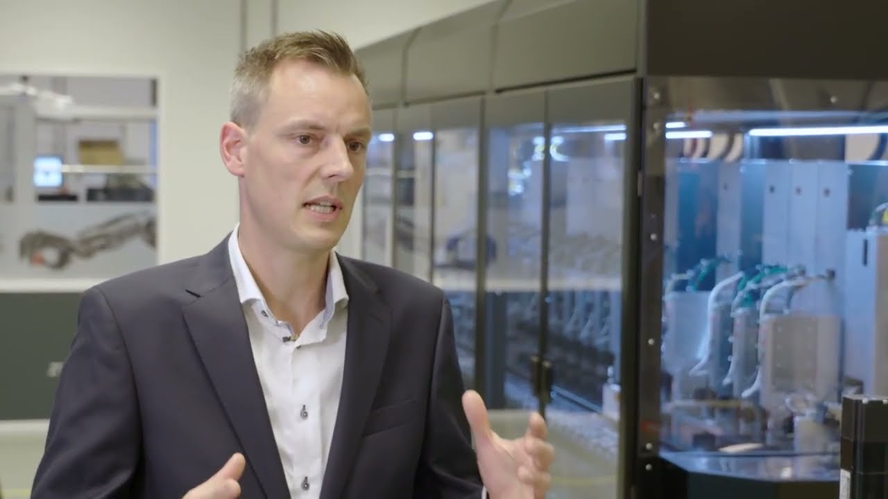 Fully Automated Lens Assembly - IMS x Beckhoff