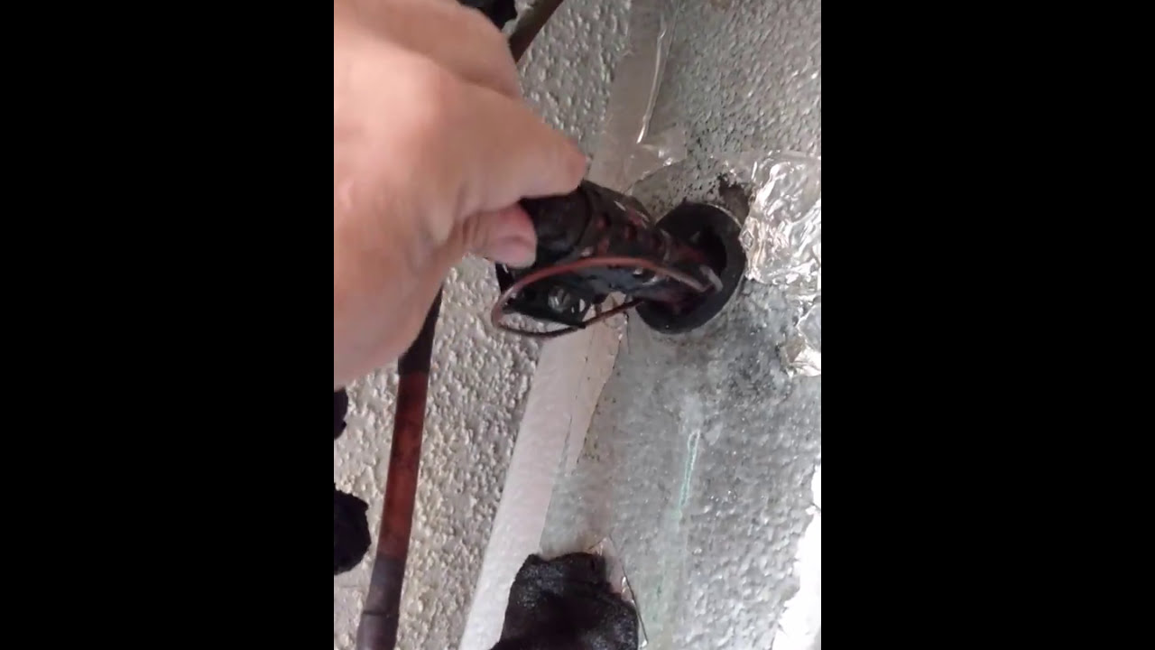 TXV bulb inproperly mounted
